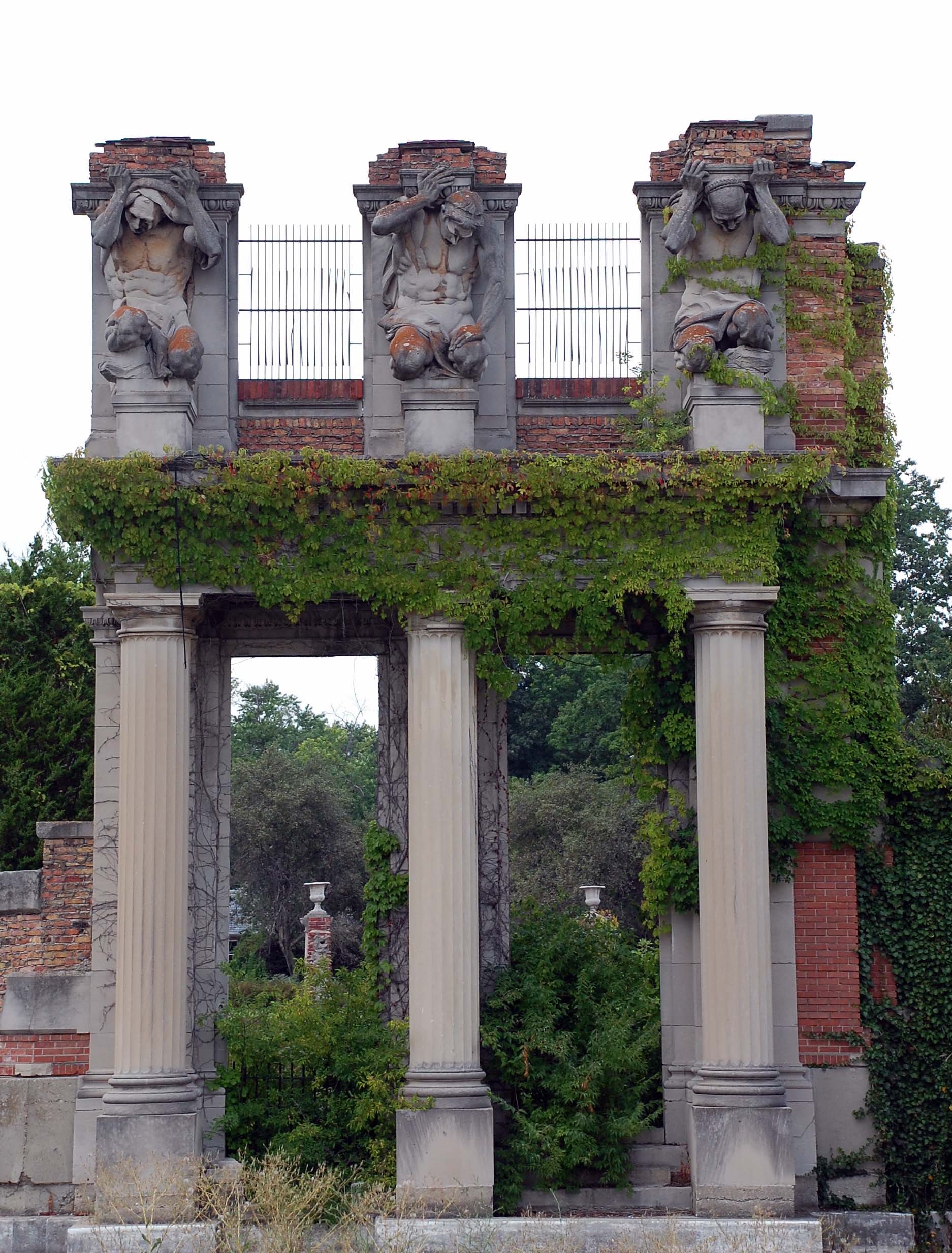 The ruins – KIWANIS MAGAZINE